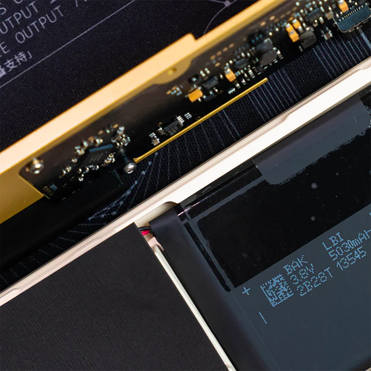 Angry Miao AM Compact Touch R2 Hot-Swappable RGB Donut Keyboard - Icy ...