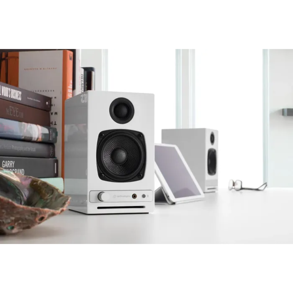Audioengine HD3 Premium Wireless Speakers with DS1 Speaker Stands ...