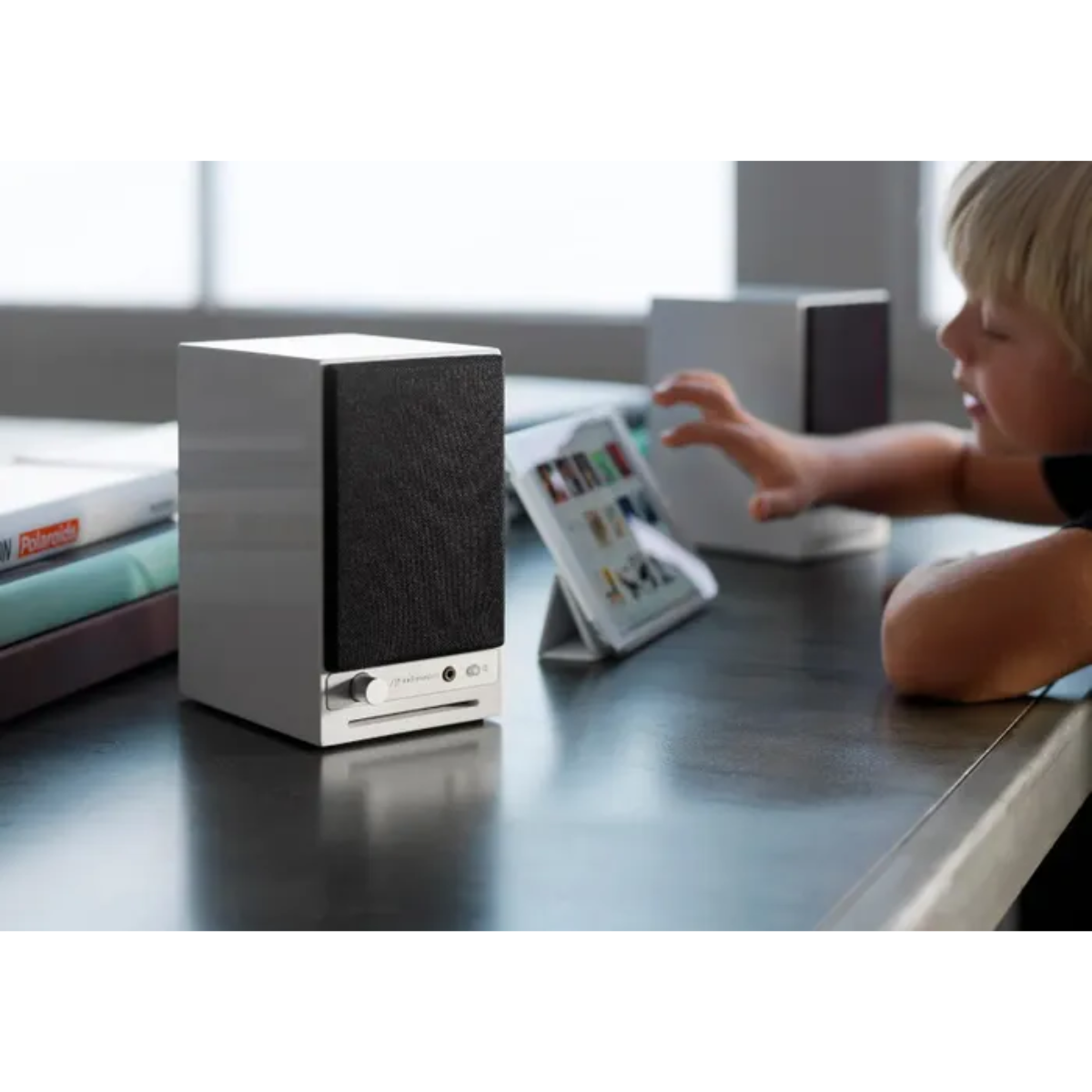 Audioengine HD3 Premium Wireless Speakers with DS1 Speaker Stands ...