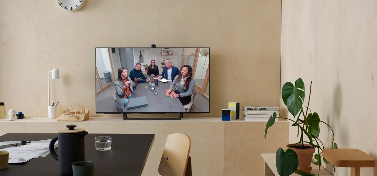 Huddly IQ AI Powered Wide Angle Video Conference Camera With Mic ...