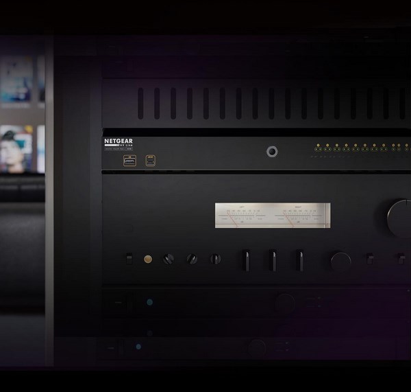 Netgear AV Line M4250-16XF 16-Port SFP+ Gigabit Managed Switch ...