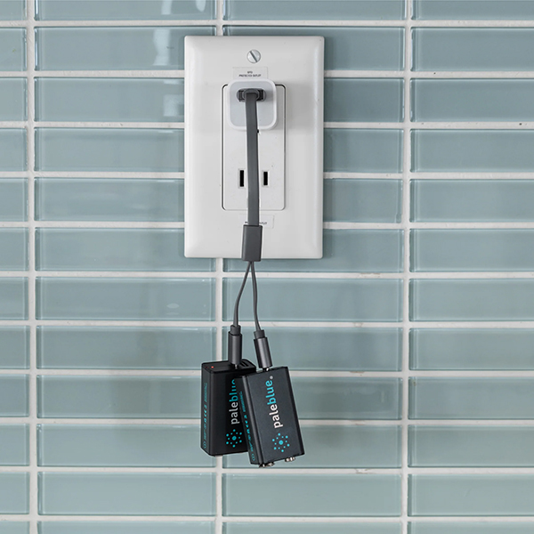 Paleblue 9V USB-C Rechargeable Li-ion Smart Batteries - 2 Pack - 268075 ...