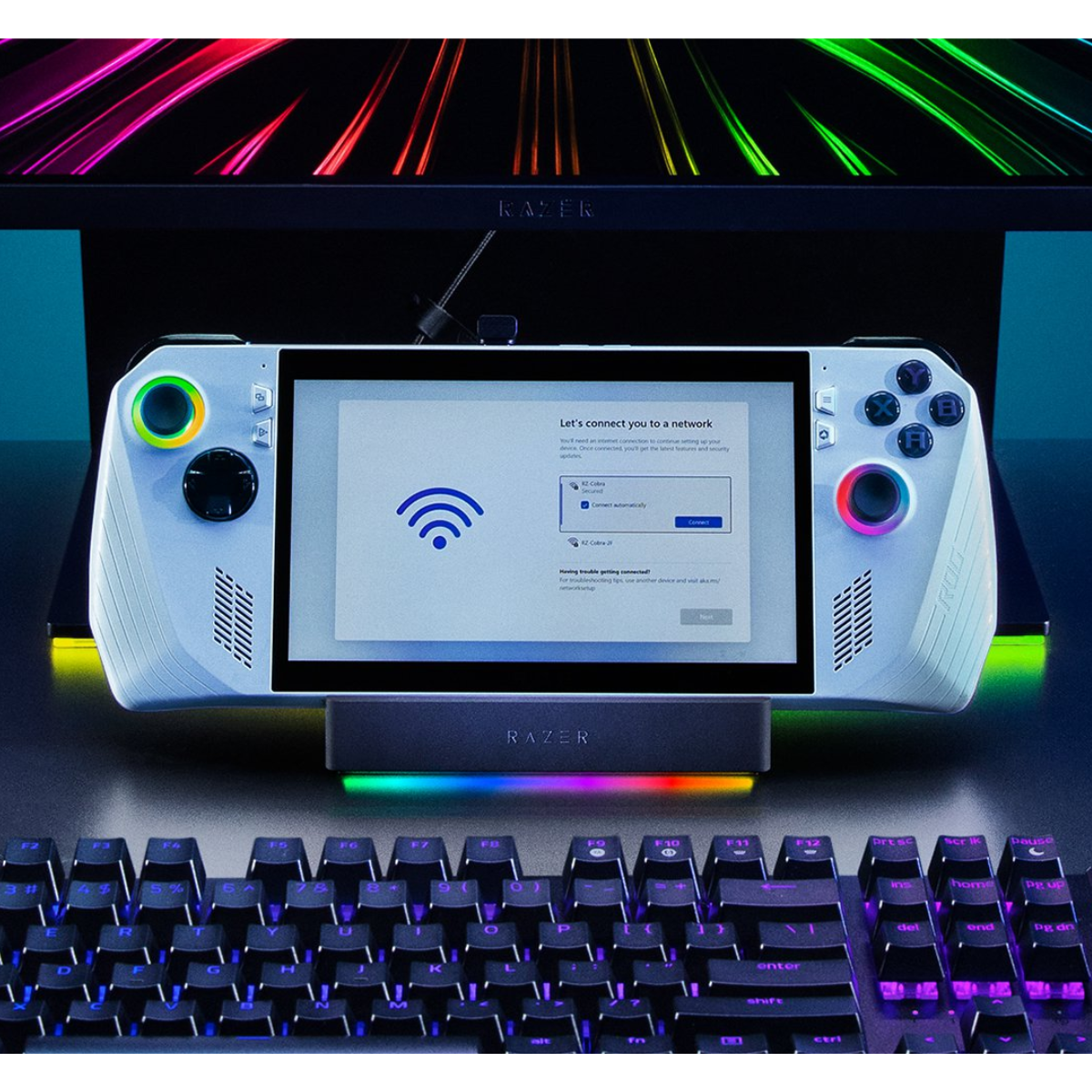 Razer Handheld Dock Chroma USB-C 6-in-1 Docking Station - RC21-02310100 ...