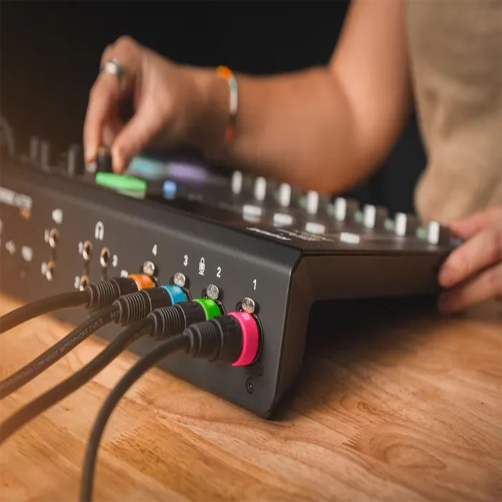 Rode XLRID Set of Eight Coloured XLR Rings - XLRID | Mwave