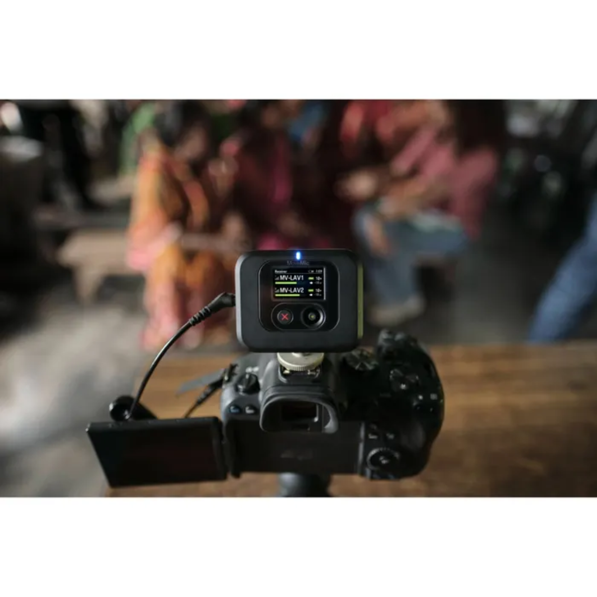 Shure MoveMic Receiver - SHR-MV-R-Z6 | Mwave