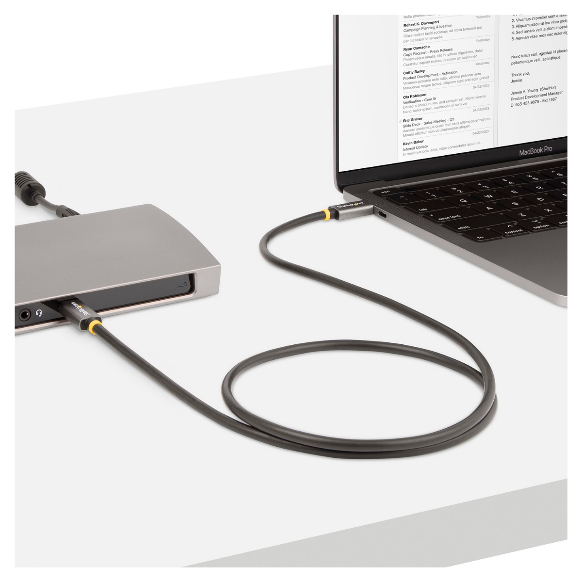 StarTech 1m USB-C to USB-C 40Gbps 100W PD USB4 Cable - CC1M-40G-USB ...