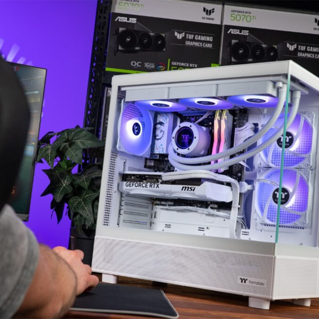 Thermaltake Horizon PRO V2 Snow Gaming PC - AMD 7600 32GB RTX 5070 W11H ...
