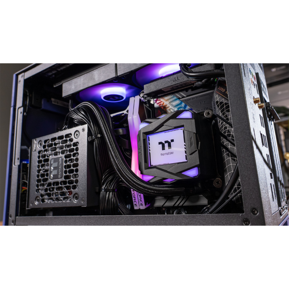 Thermaltake Nomad PRO Desktop Gaming PC i5-14600KF 32GB 1TB RTX5070 ...