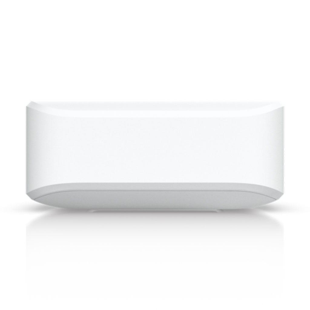 Ubiquiti Networks Ultra 210W Compact 8-Port Managed Layer 2 GbE PoE ...